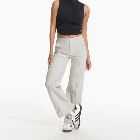 Vuori | Pants & Jumpsuits | Nwt Vuori Meta Wideleg Versalife Pant ...